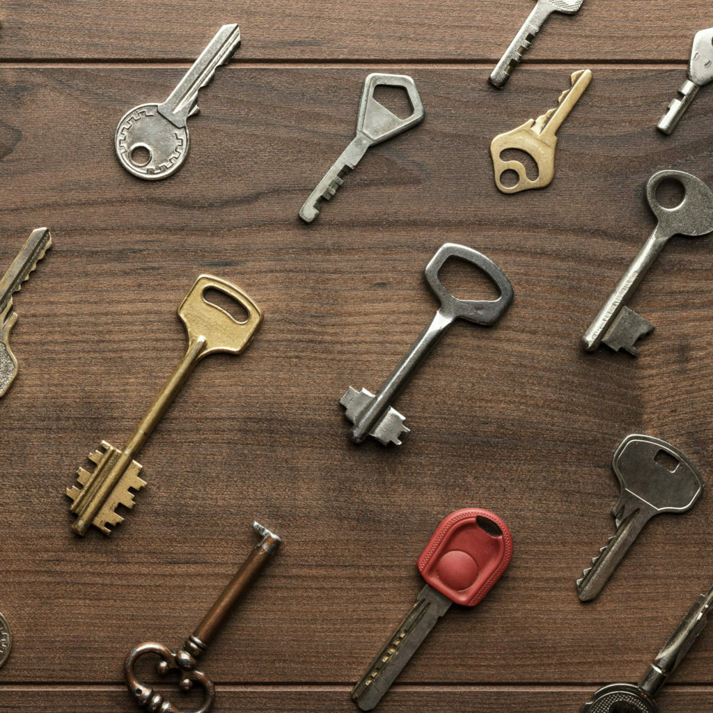 How to Choose the Right Key Cutting Machine - Purdy Design